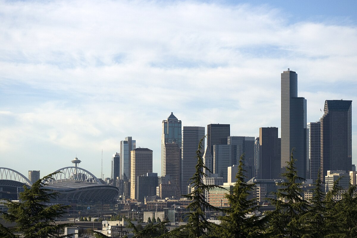 Showers and Clouds Dominate Seattle Weather Forecast, Mild