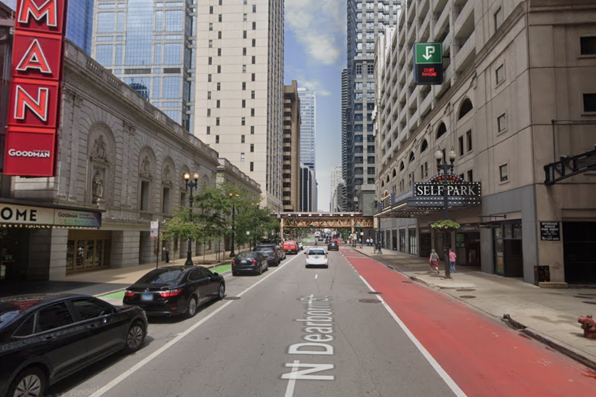 Teen Stabbed in Daylight Attack Near Goodman Theater in Chicago's Loop