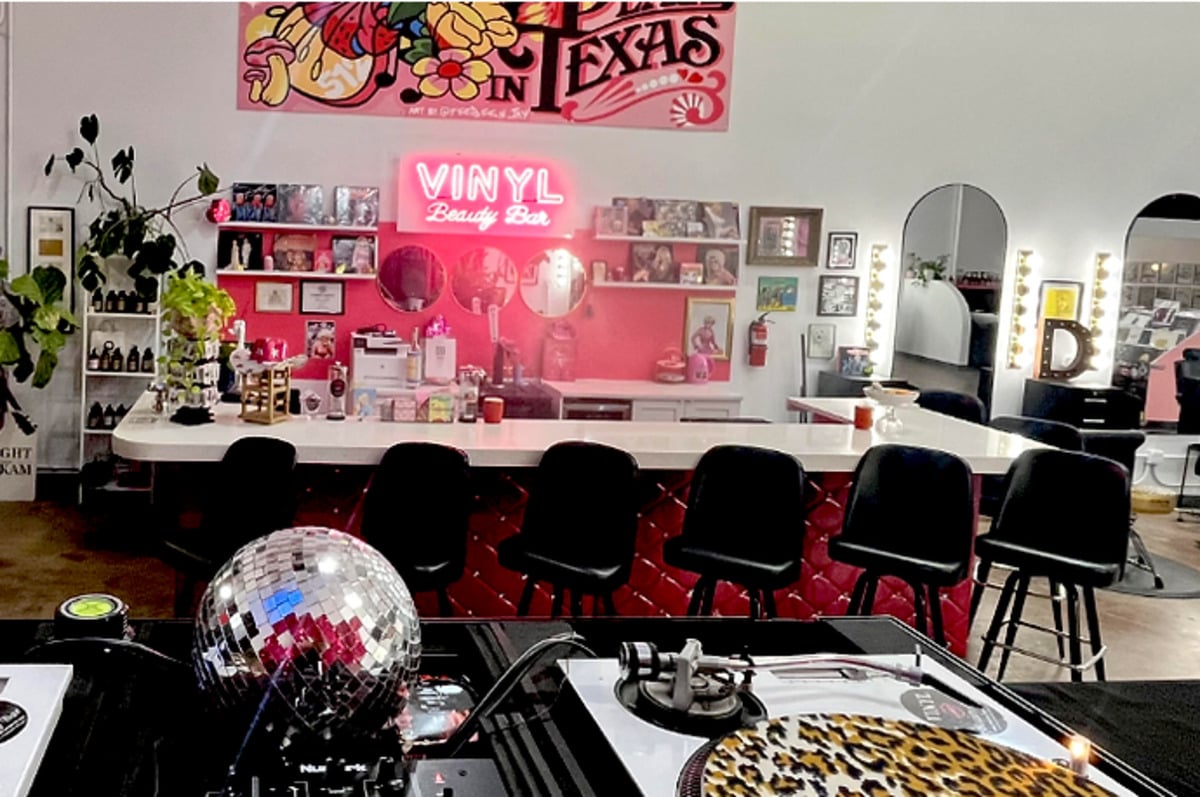 Vinyl Beauty Bar Strikes a Chord in Austin with New Salon and Mixology