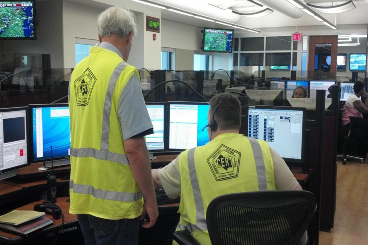 Woodbury Revitalizes Community Emergency Response Team to Train