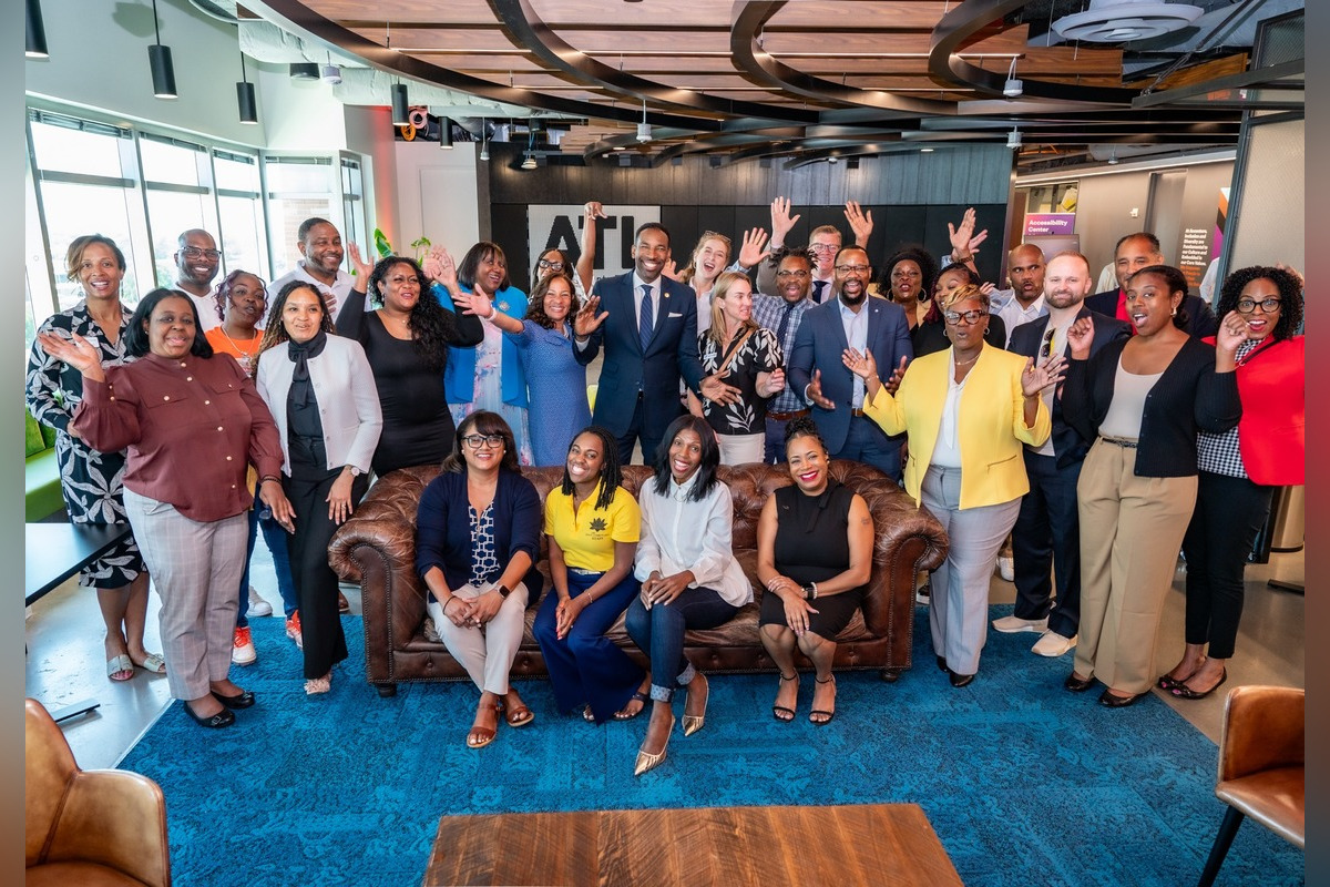 Atlanta's Mayor Unveils Summer Youth Employment Program Aiming to Set