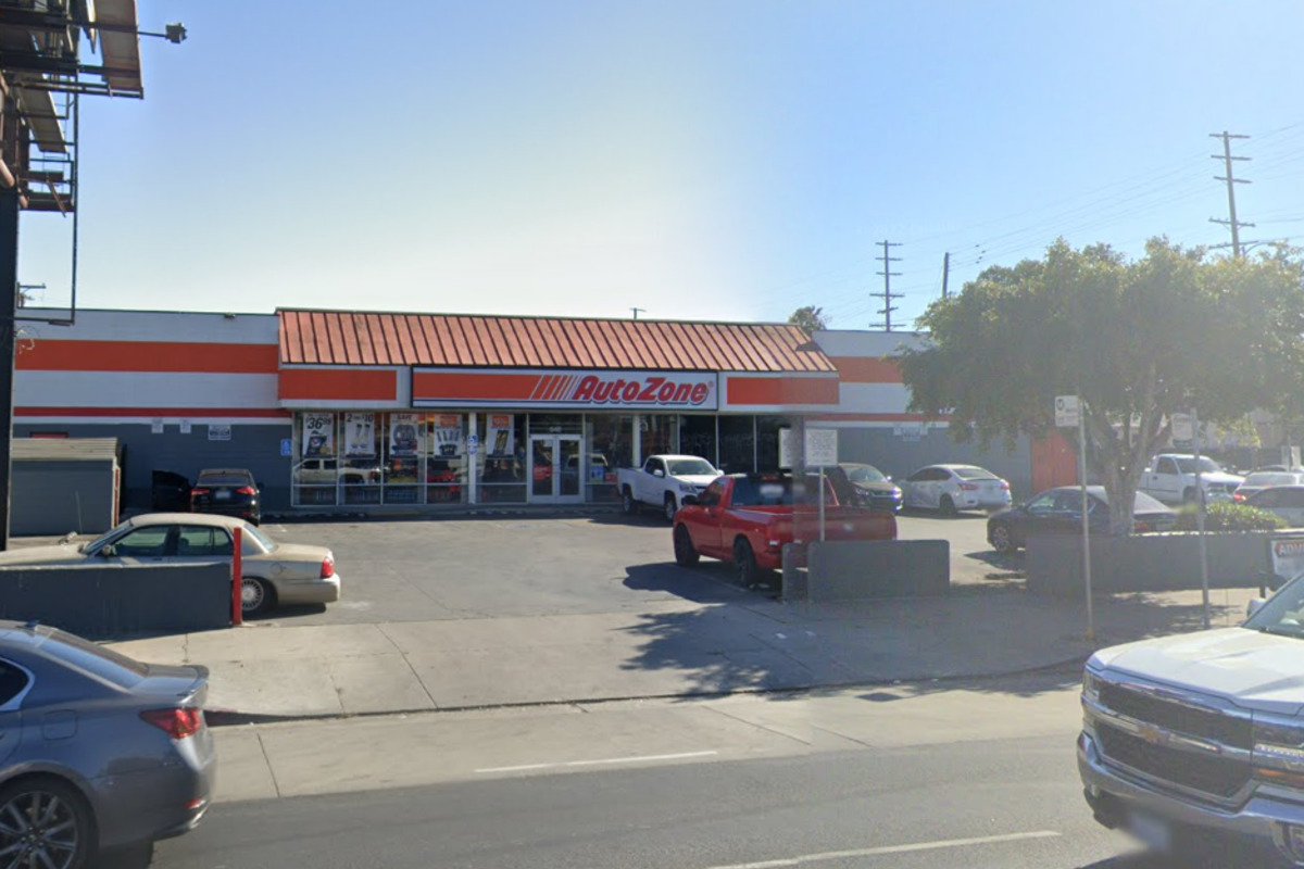 AutoZone in South Los Angeles Looted After Street Takeover, LAPD