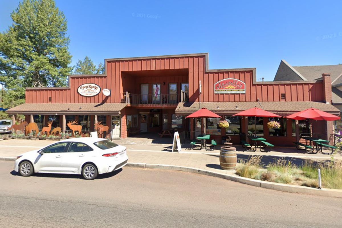 Escaped Bull "Party Bus" Injures Three at 84th Sisters Rodeo in Oregon