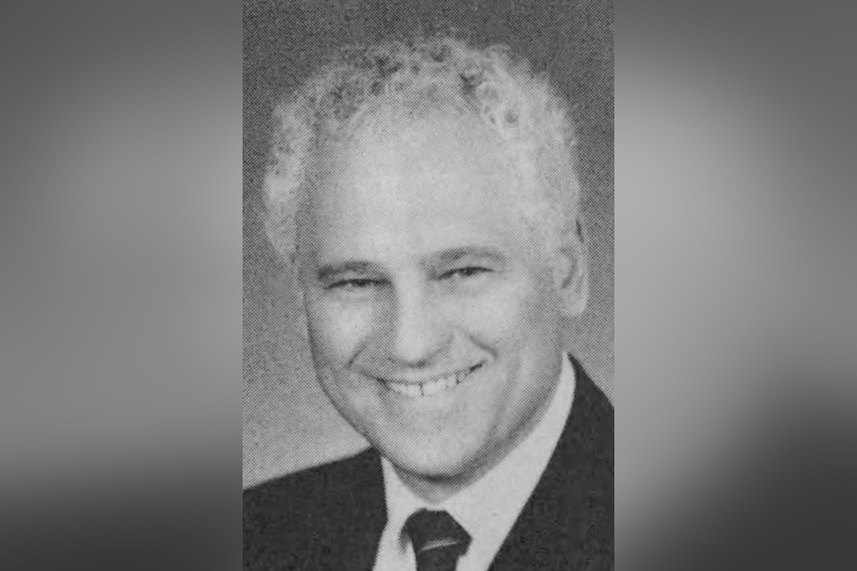 Former Oregon Governor Neil Goldschmidt Passes Away at 83, Leaves