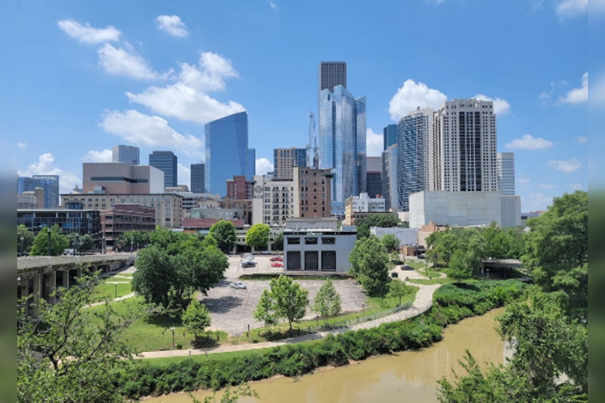 Houston on Alert: Severe Weather and Scorching Heat Index to 105, Says