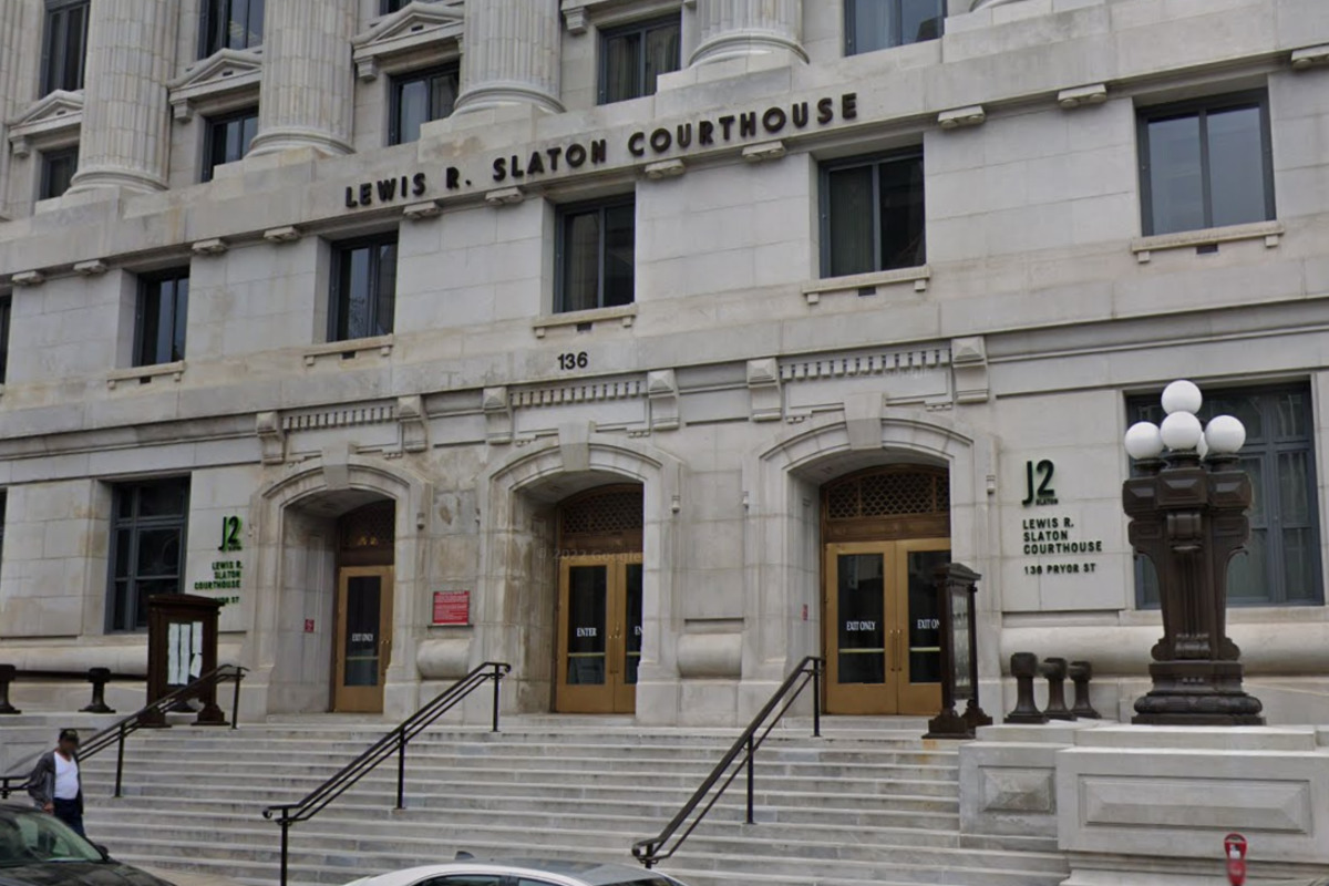 Inmate Assault Halts Young Thug's Atlanta RICO Trial, Defendant