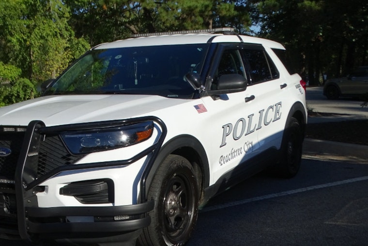 Peachtree City Police Hunt for Teen Suspect in Attempted Robbery on