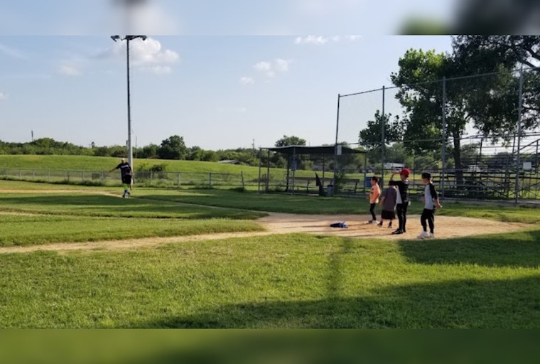 San Antonio's Rosedale Park Pavilion Renamed in Honor of Boxing Legend