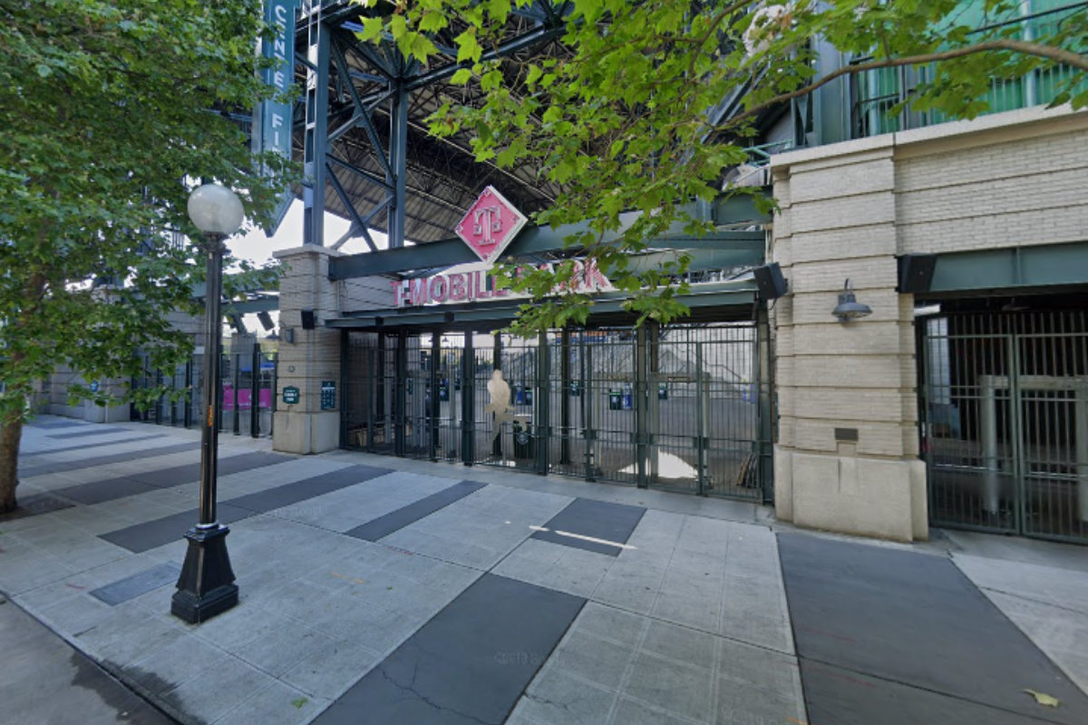 Seattle’s Enchant Christmas Spectacle Set to Return at T-Mobile Park