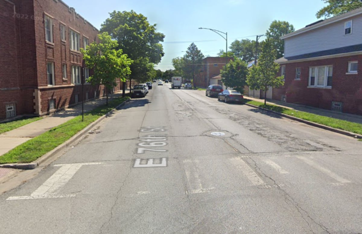 Three Dead After Early Morning Shooting in Chicago's Chatham