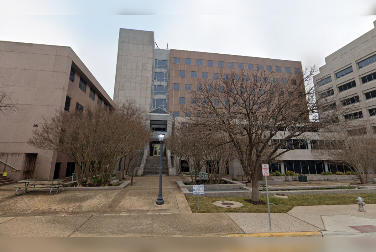 Travis County DA Battles Gov. Abbott's Pardon of Convicted Murderer in