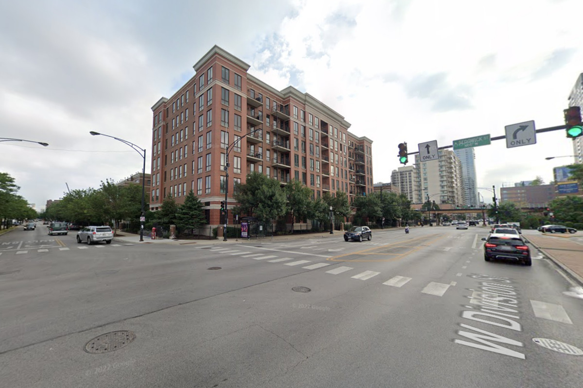 Woman Injured After Fall During Chicago Fire Truck Emergency Response