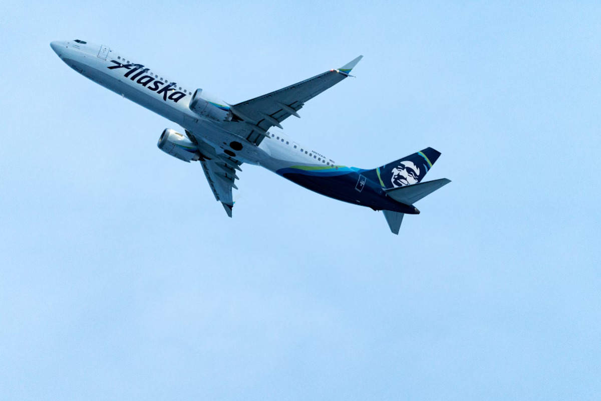 Alaska Airlines and Sacramento International Airport Launch Seasonal