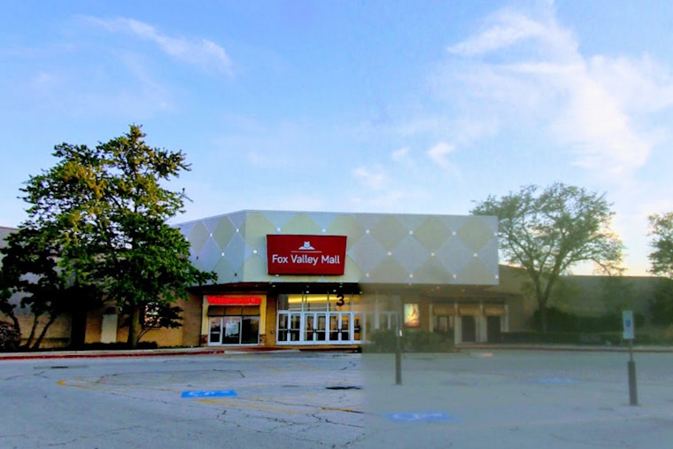 Aurora's Fox Valley Mall Welcomes 12 New Minority-Owned Businesses in