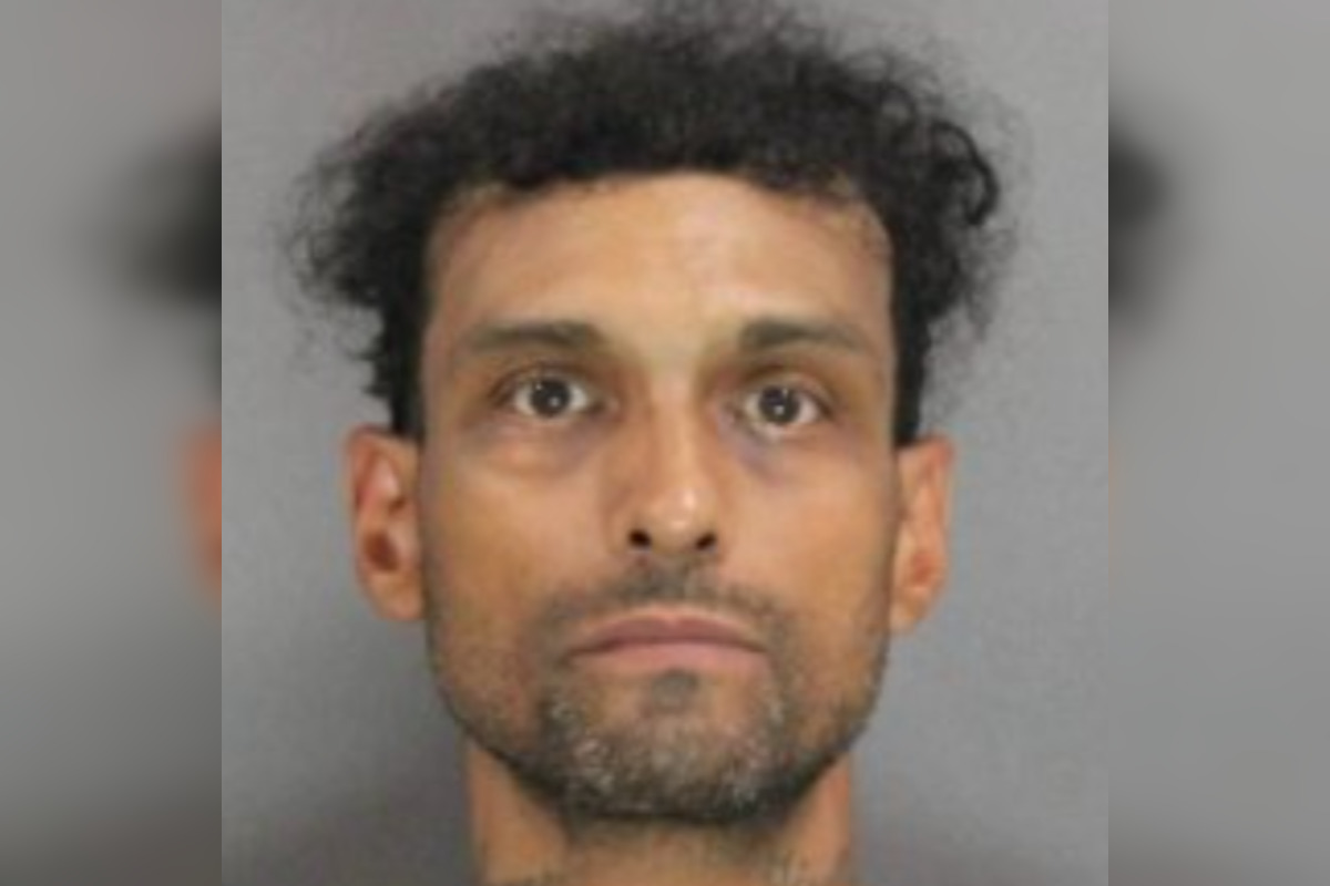 Boston Police Apprehend 'Most Wanted' Suspect Oscar Colon in Roxbury Boston Police Apprehend 'Most Wanted' Suspect Oscar Colon in Roxbury