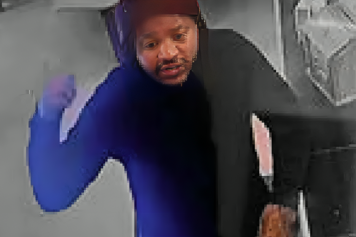 Camden County Police Seek Duo Accused of Using Counterfeit Bills at