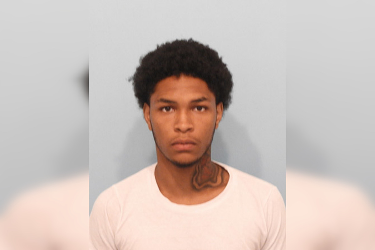 Chicago Man Charged in Connection with April Shooting and Robbery in