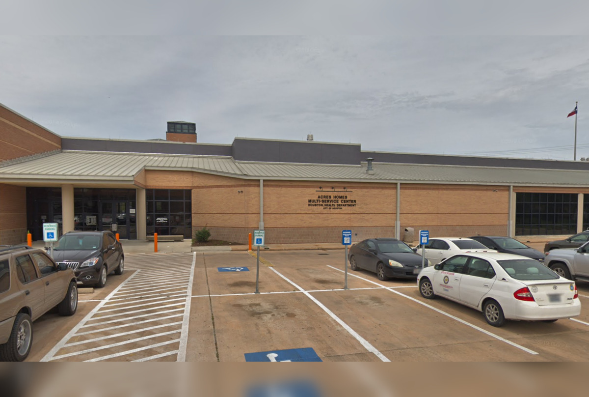 FEMA's Disaster Recovery Centers Open in Houston as Residents Seek