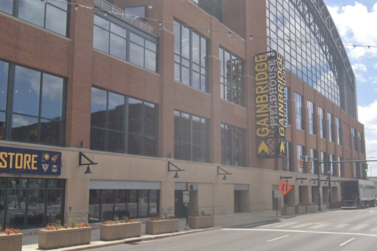 Fever Triumph Over Mercury 95-86, Clark's Double-Double Streak Hits