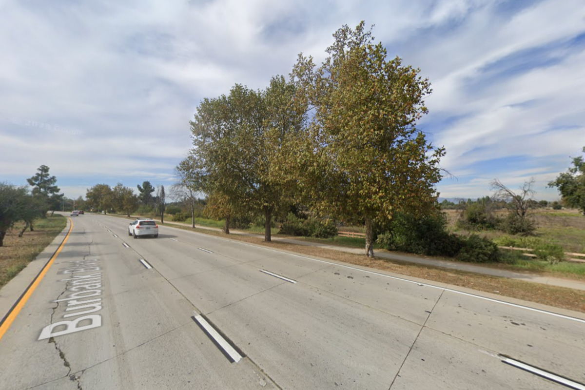 LAFD Extinguishes 3-Acre Grass Fire in Sepulveda Basin, No Injuries