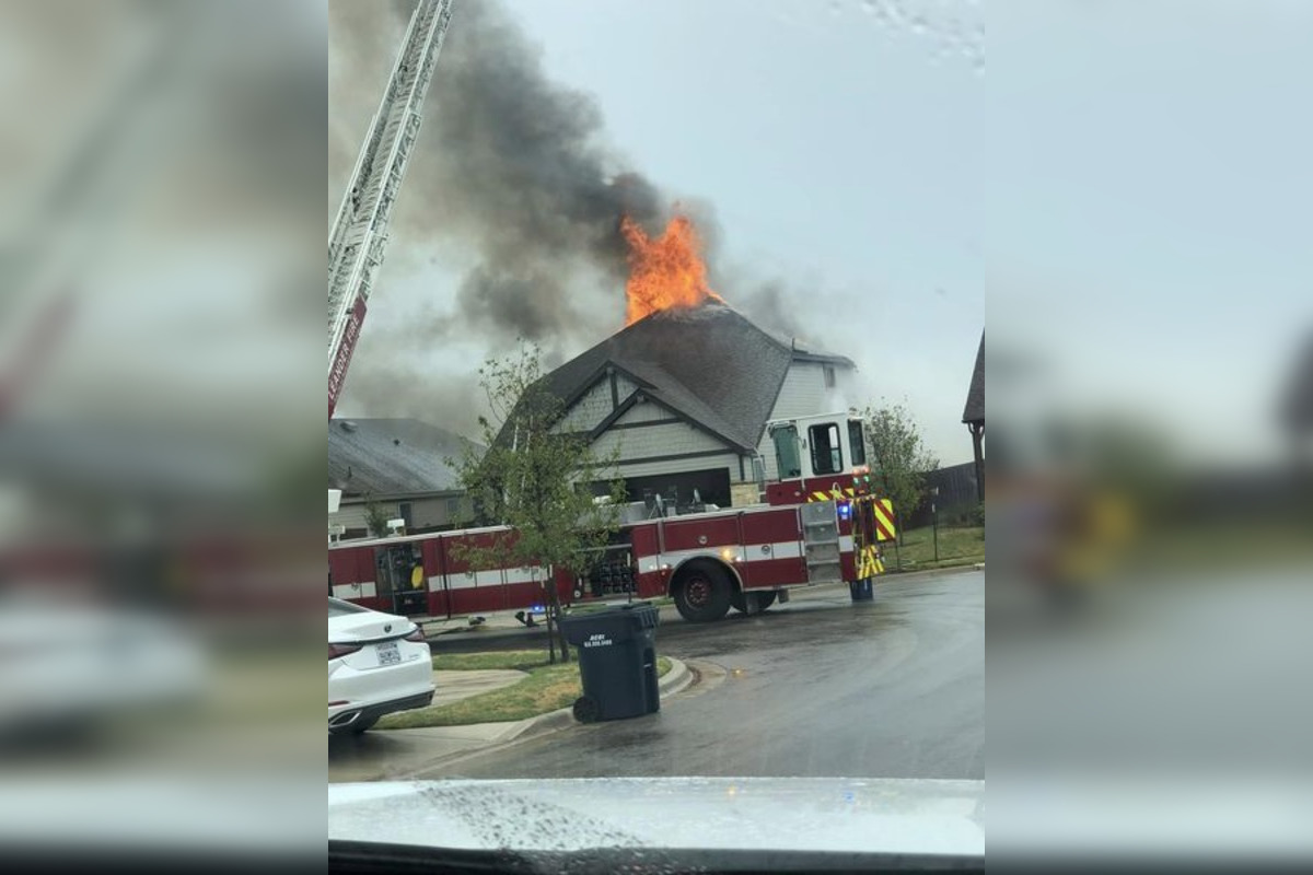 Leander Firefighters Respond to Potential Lightning-Sparked House