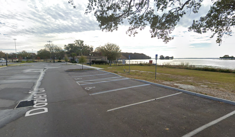 Leesburg Police Investigate as Man's Body Discovered in Lake Harris, Leesburg Police Investigate as Man's Body Discovered in Lake Harris,
