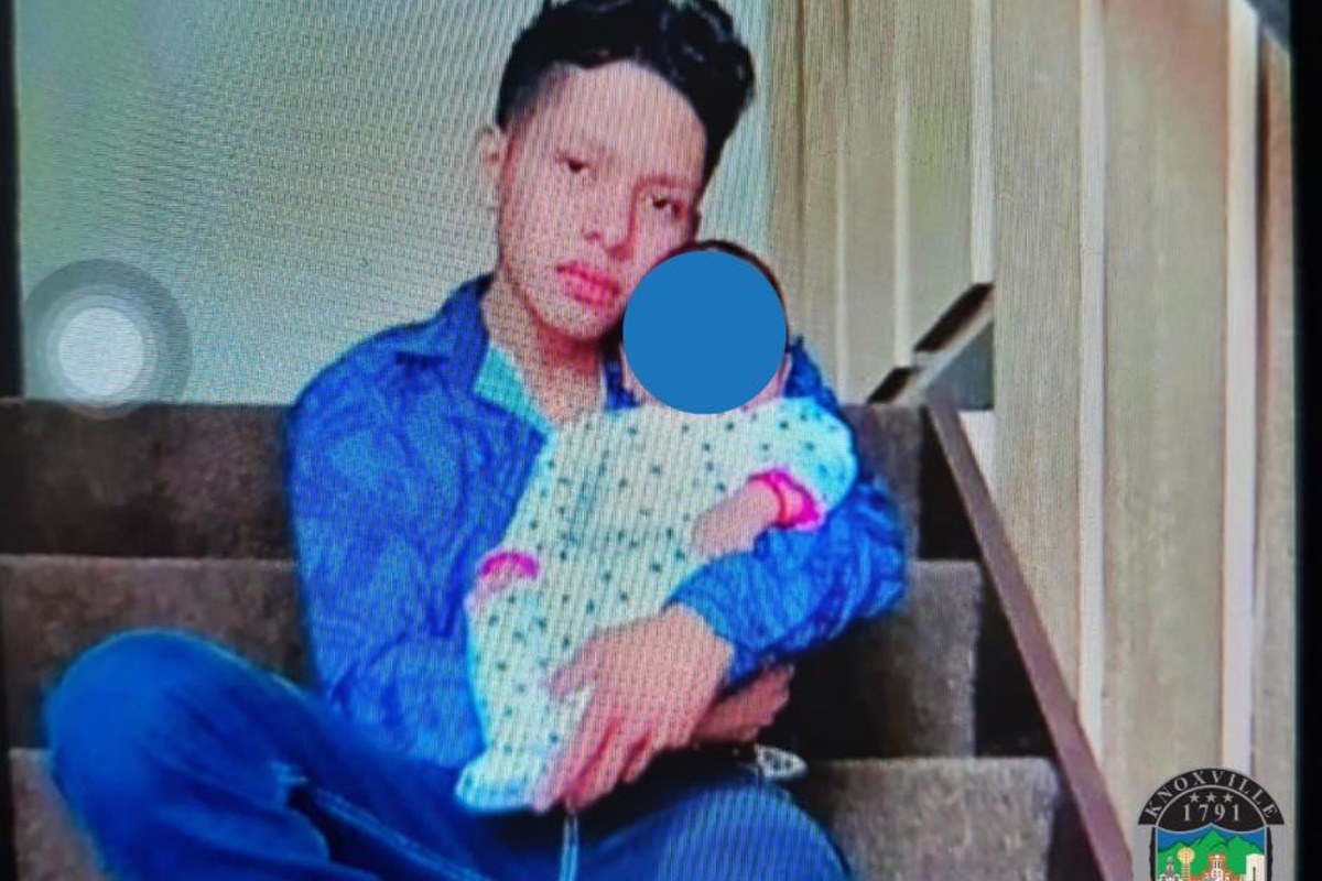 Manhunt Underway In Oak Ridge For Suspect Charged With First Degree