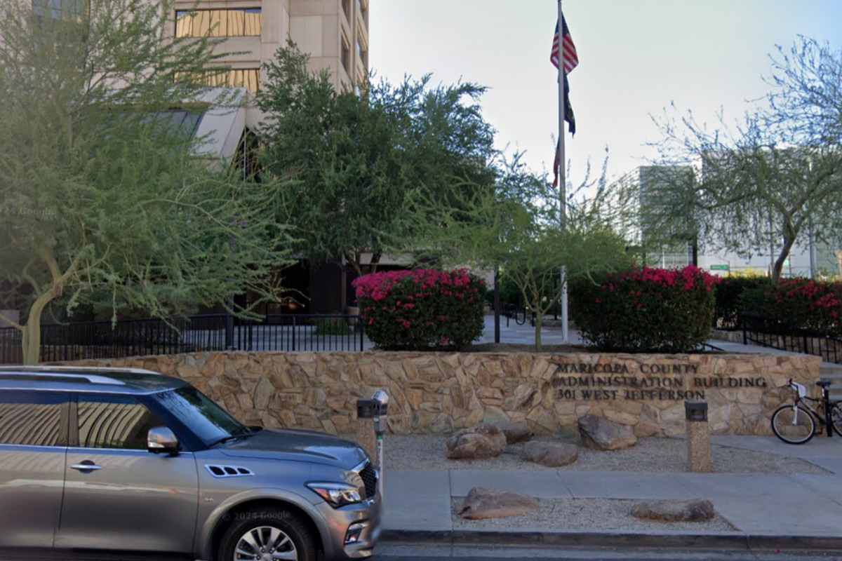 Maricopa County Under Ozone High Pollution Advisory, Arizona