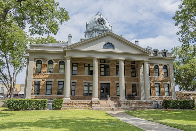 Mason County Courthouse in Texas Triumphantly Reopens After Arson