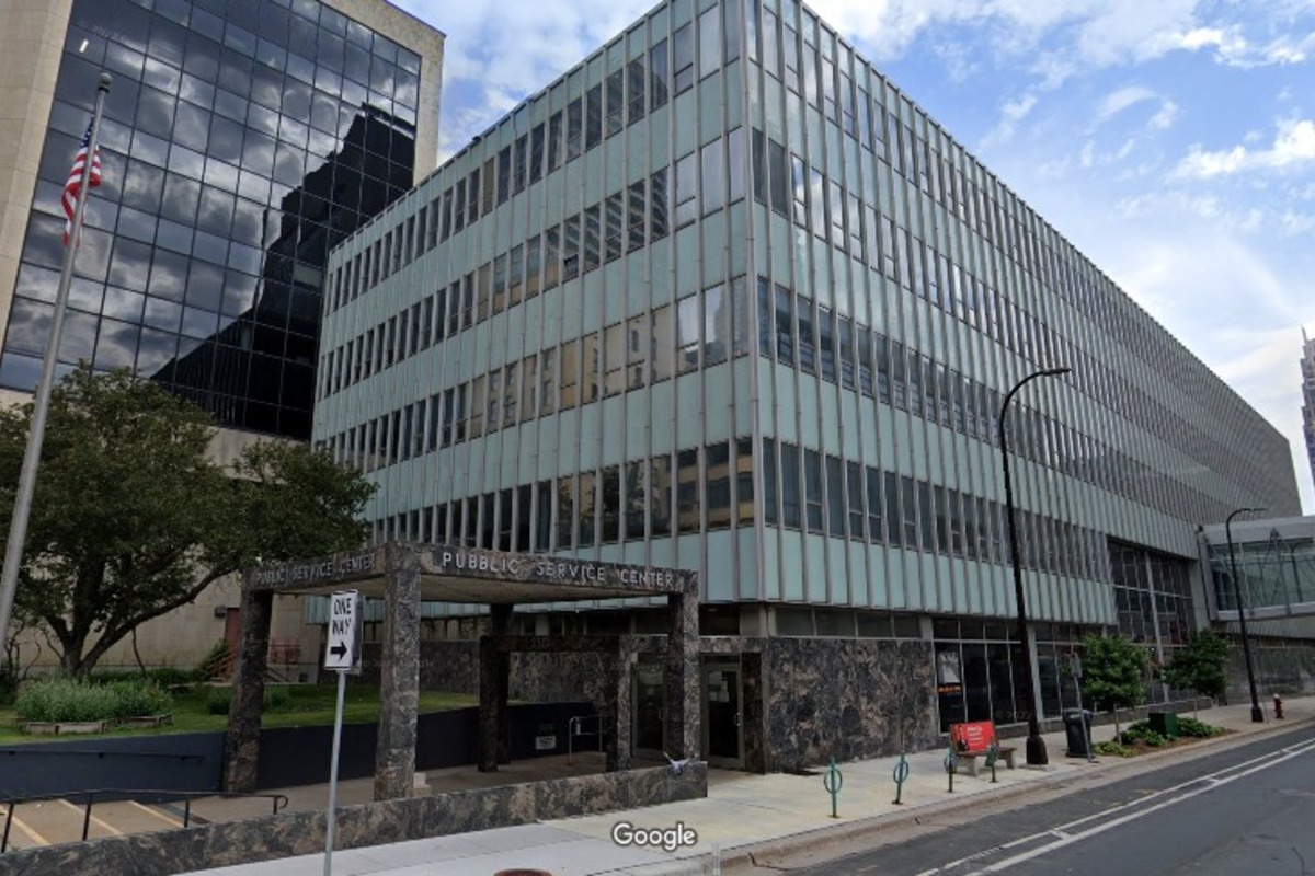 Minneapolis Service Center Now Enrolling Residents in Affordable