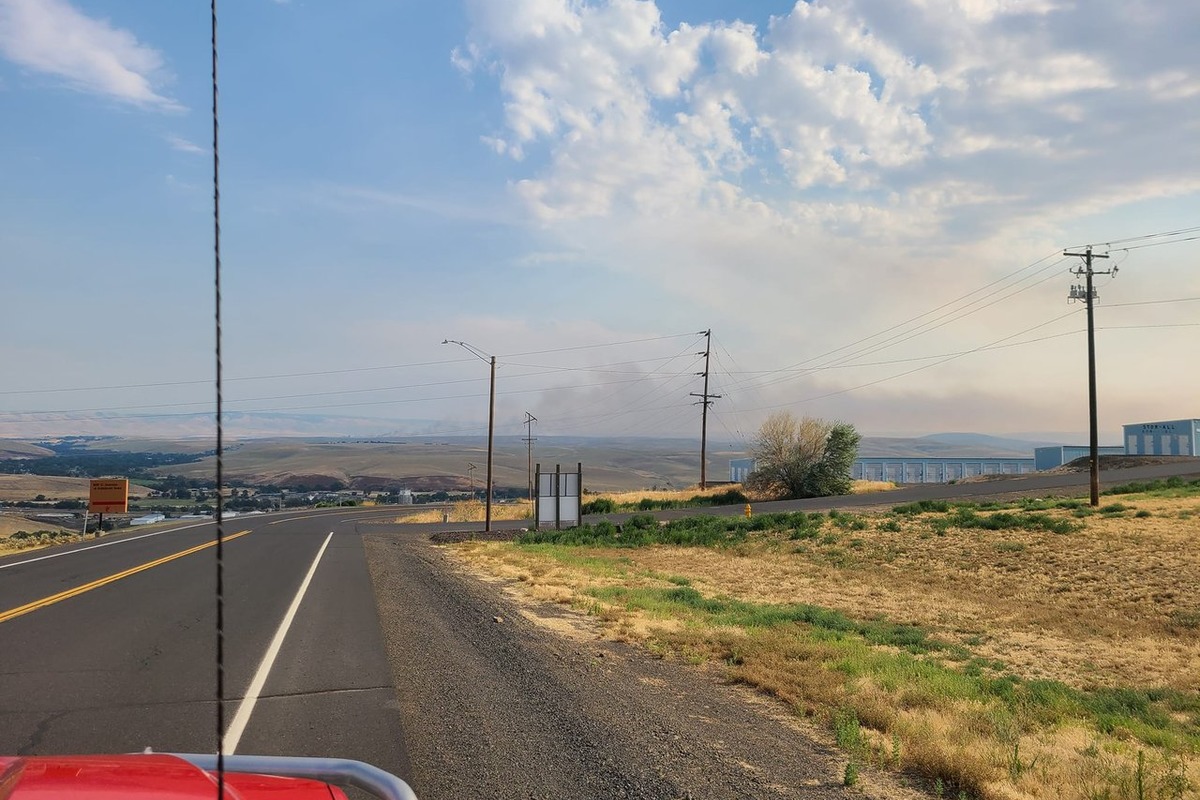 Oregon Governor Declares Emergency in Umatilla County as Wildfires