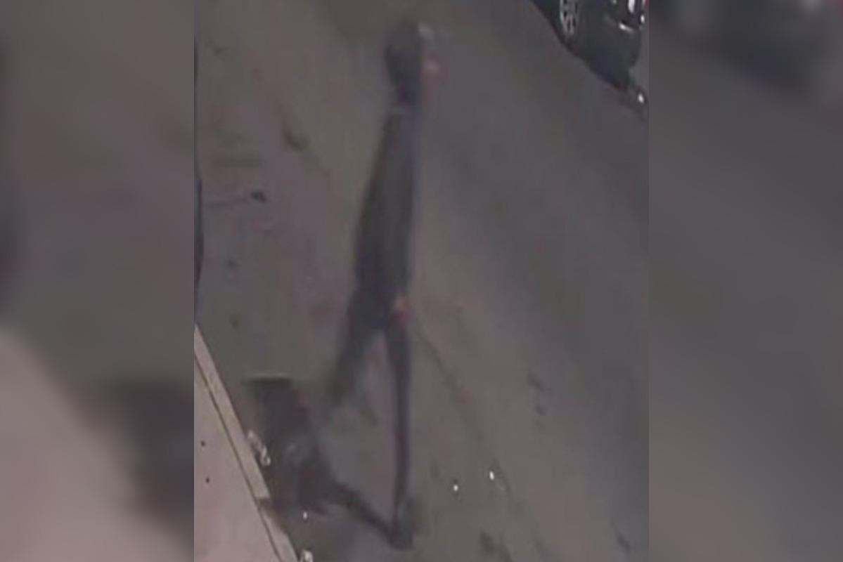 Philadelphia Police Seek Publics Aid To Identify Suspect In Daylight