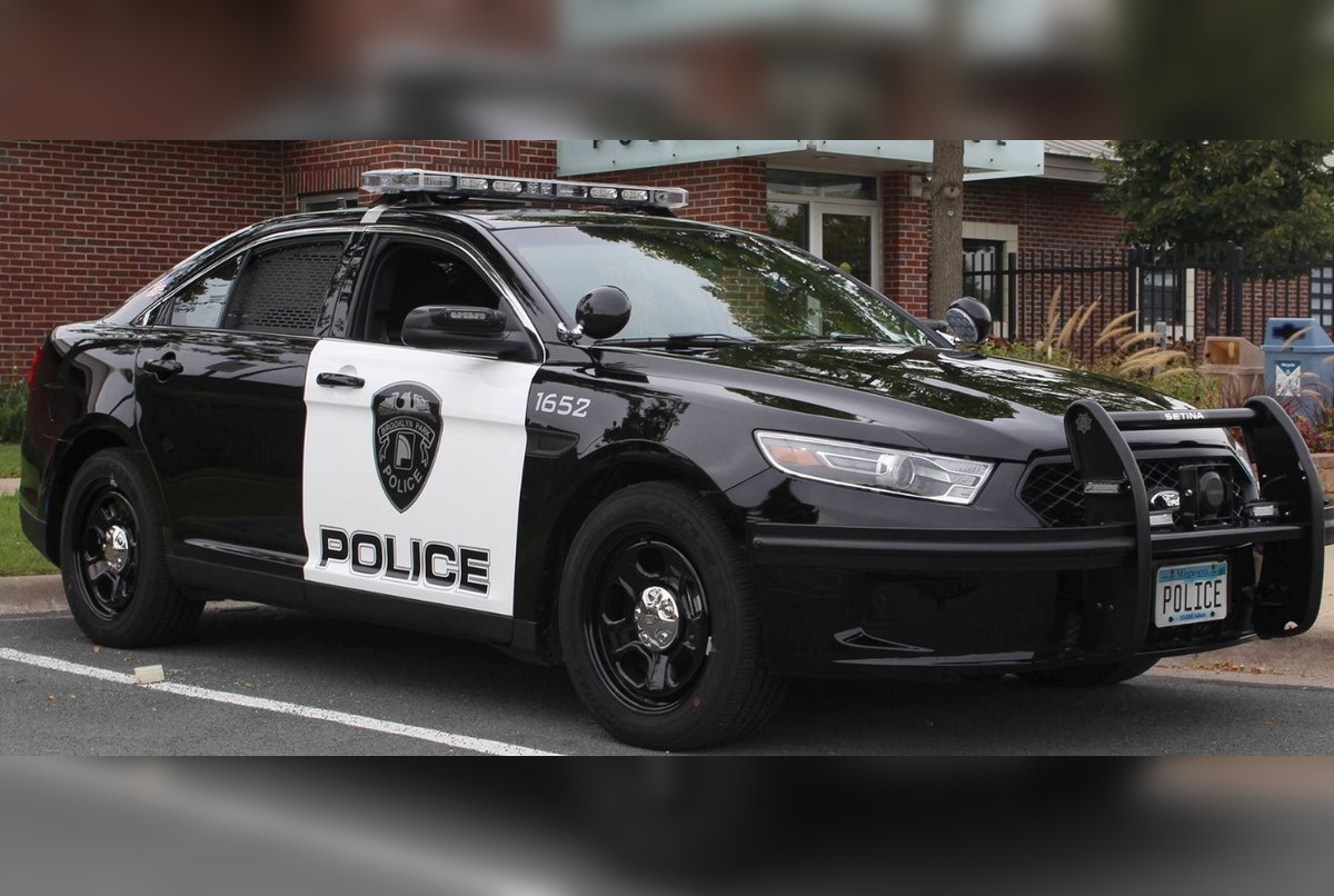 Swift Police Action Leads to Suspect's Arrest Following Brooklyn Park