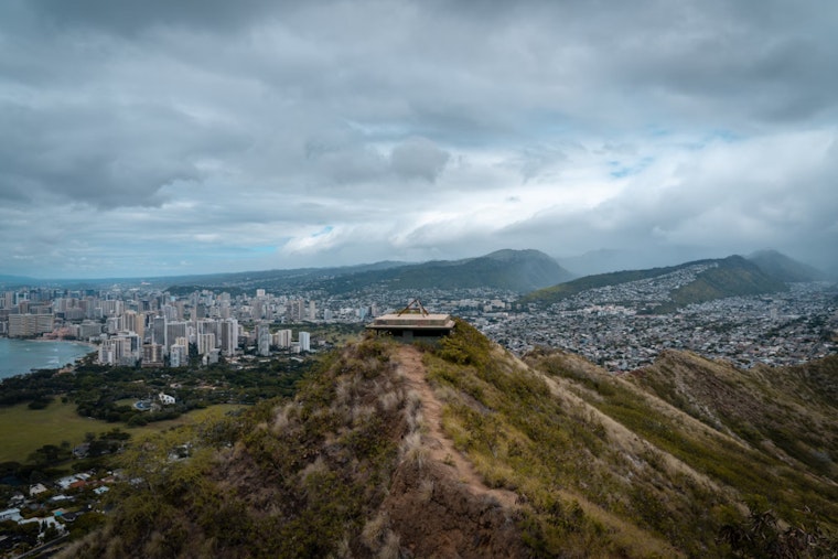 Weather Alert in Honolulu Anticipates Moderate Winds and Scattered