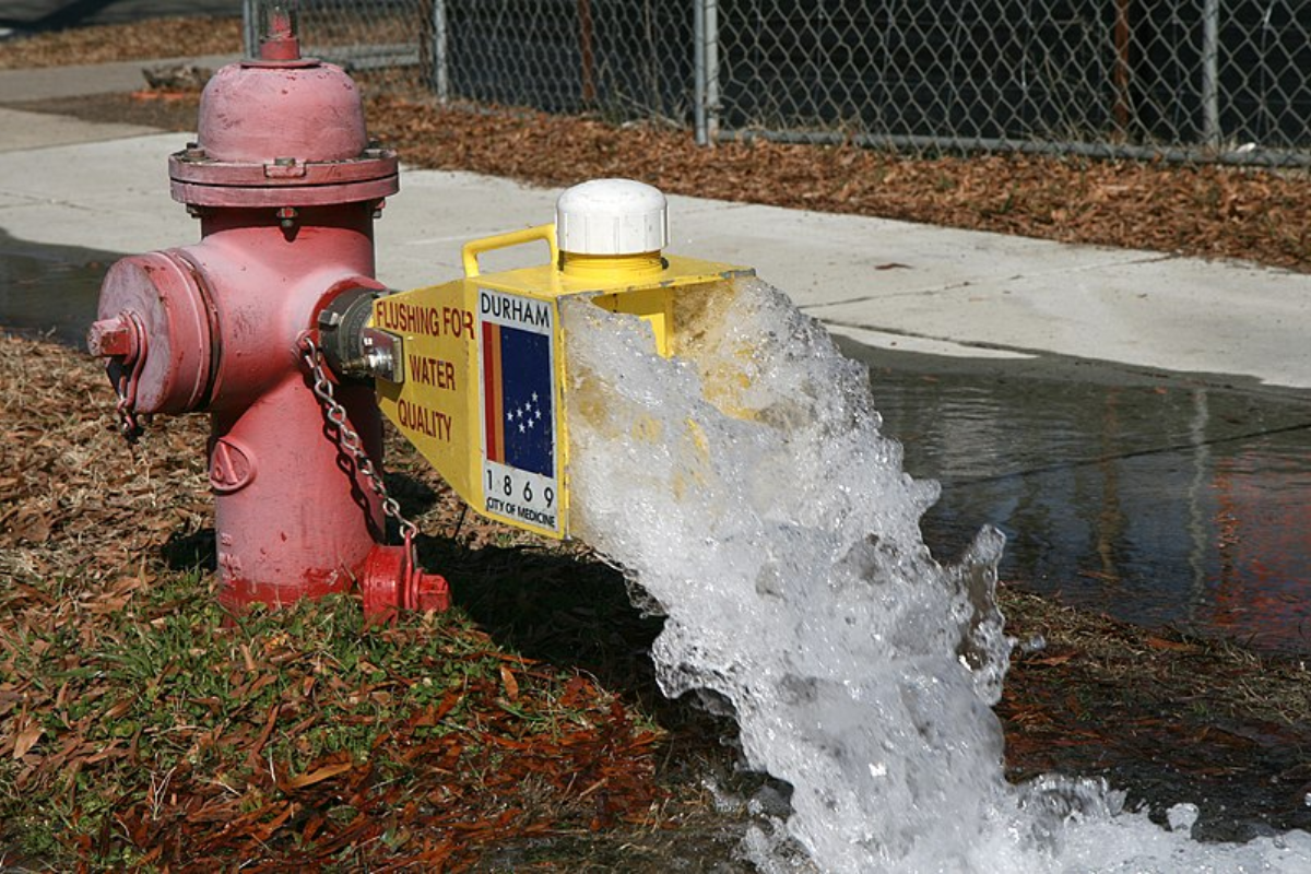 Elyria Water Distribution Conducts Hydrant Flushing Today to Ensure