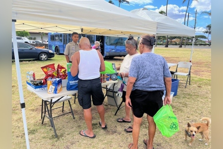 Maui Police Department's Mobile Unit Partners with Community to Aid