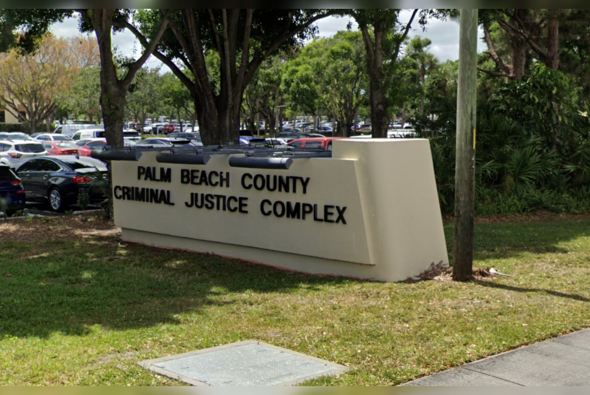 Palm Beach County Sheriff's Office Evacuated After Threat, Roads