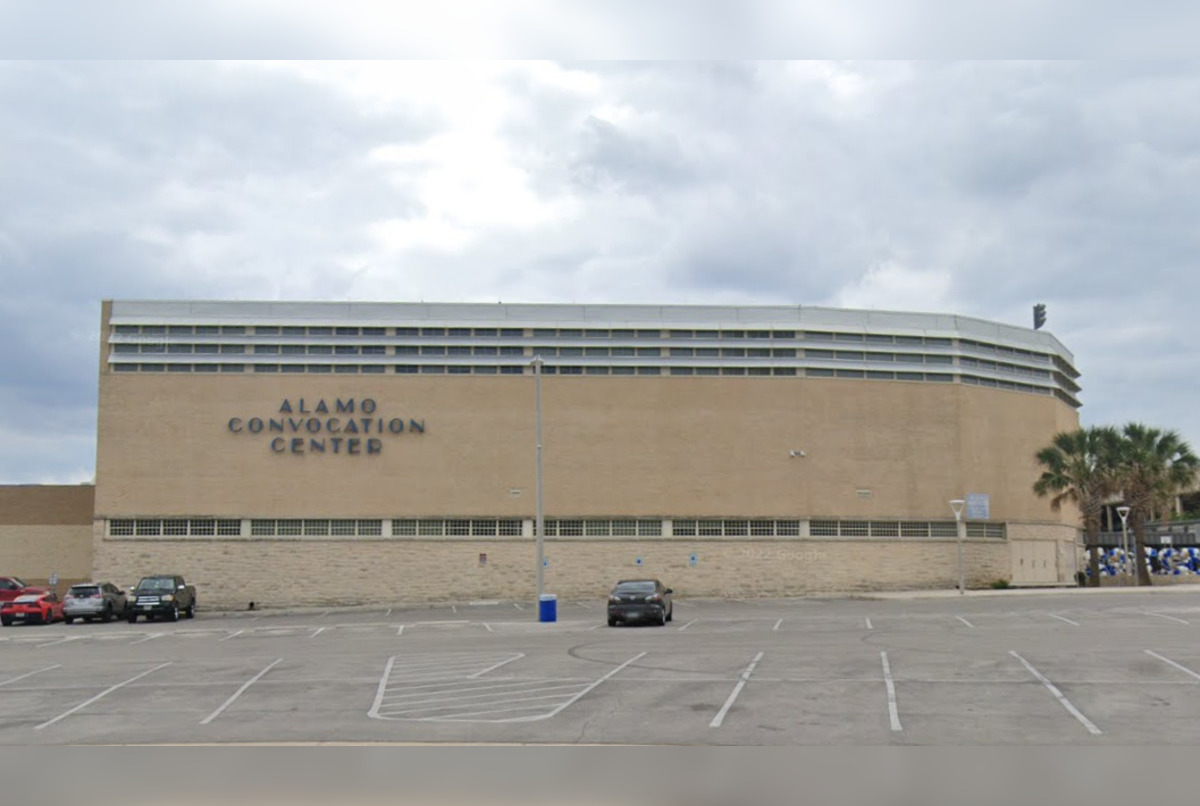 SAISD Athletic Hall of Fame Honors New Legends, Celebrates Sports