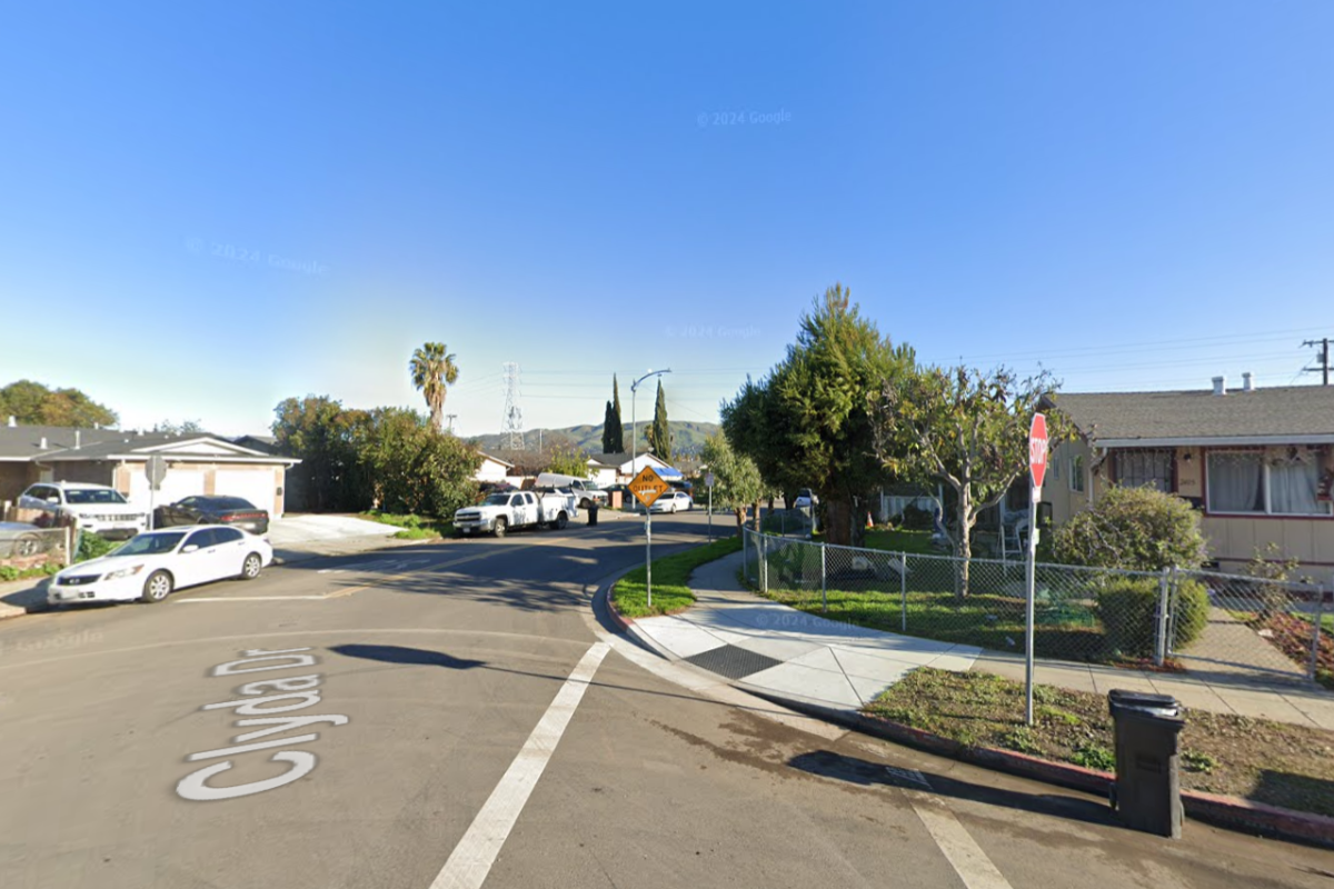 Third-Alarm Fire Engulfs San José Home, One Injured and Power