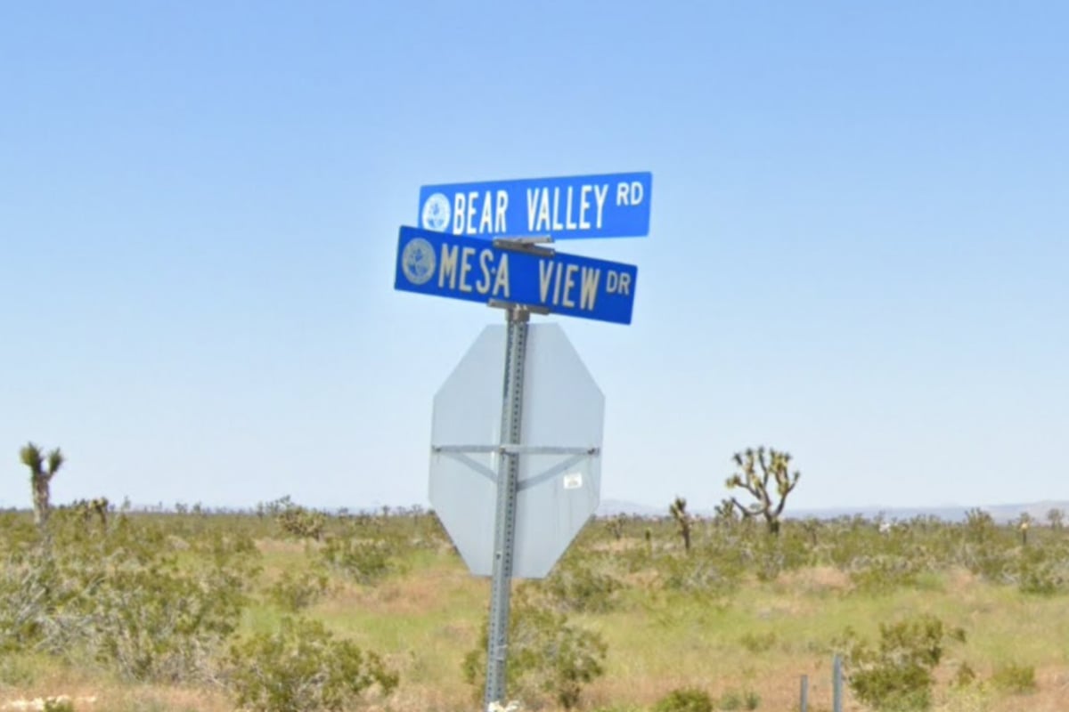 Three Injured in Victorville Crash Involving Deputy Sheriff,