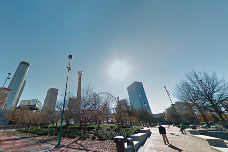 Atlanta Welcomes End-of-September Sunshine With Mild Days and Cool