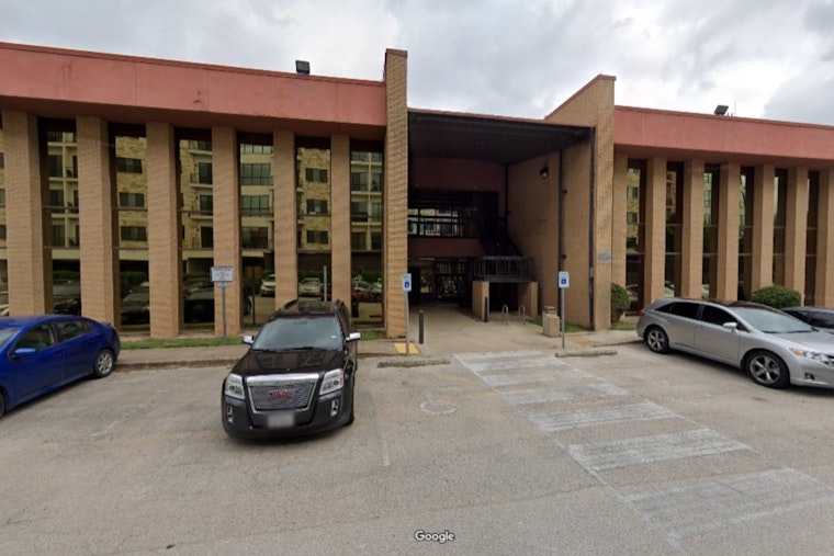 Austin Planning Commission Approves Rezoning for Riverside Towers Near