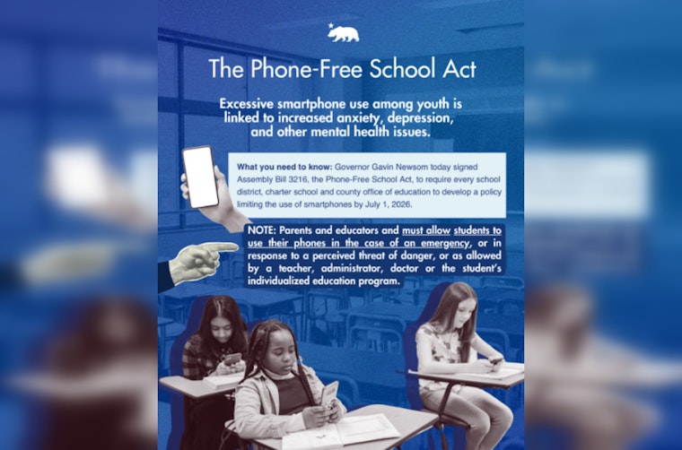 California Governor Signs Phone-Free School Act Mandating Smartphone