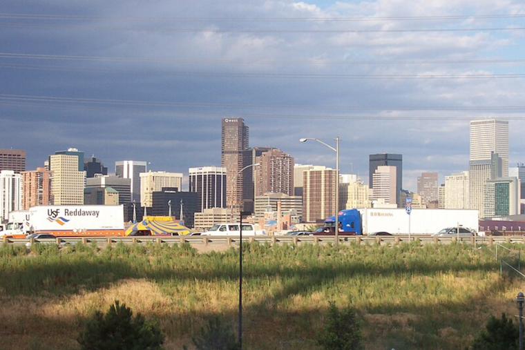 Denver Residents to Enjoy Warm Sunshine with Late Week Showers