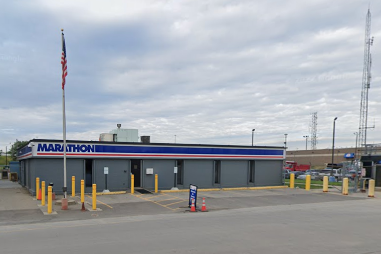 Detroit Marathon Refinery Workers Strike Over Wages and Safety