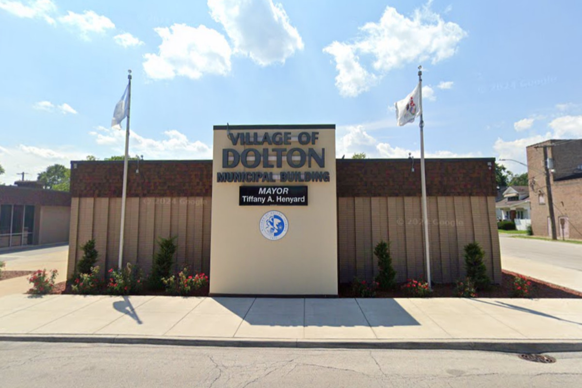 Dolton Officials Challenge Mayor Henyard's Appointment of New Police