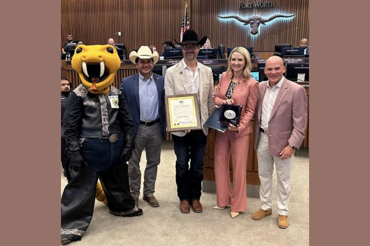 Fort Worth Rides to Victory: Ariat Texas Rattlers Clinch PBR World