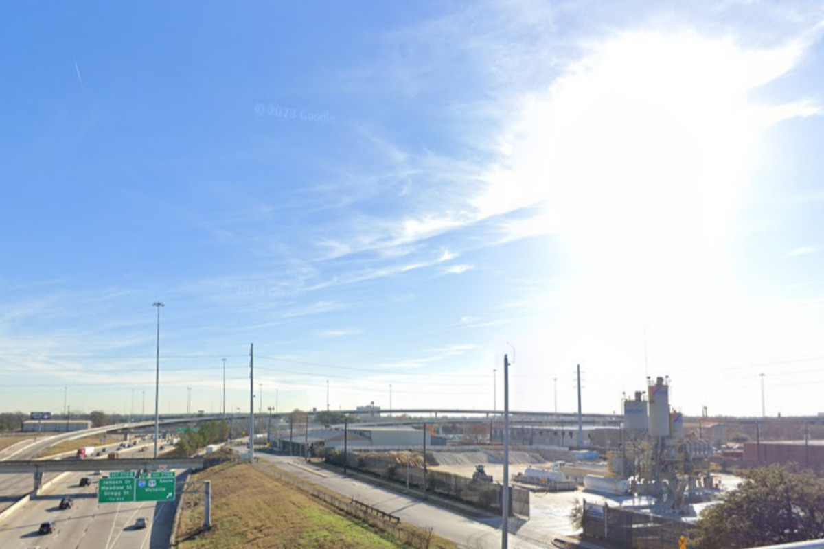 Houston Heat Alert: Residents Urged to Take Precautions Amid