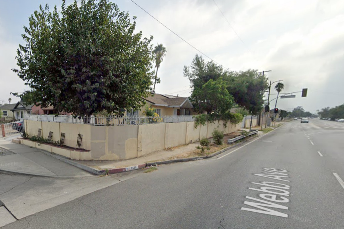 LAFD Battles CNG Fueled Trash Truck Fire in Sun Valley, No Injuries