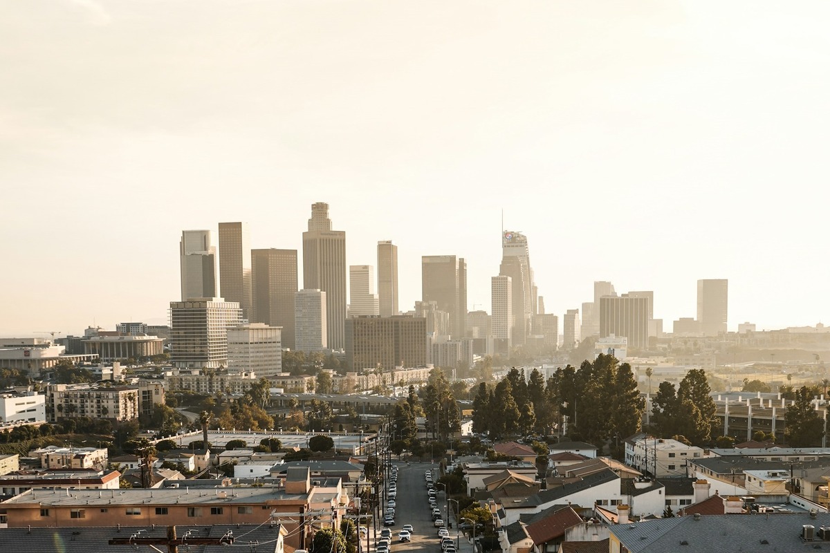 Los Angeles Air Quality Alert Extended Due to Wildfire Smoke,